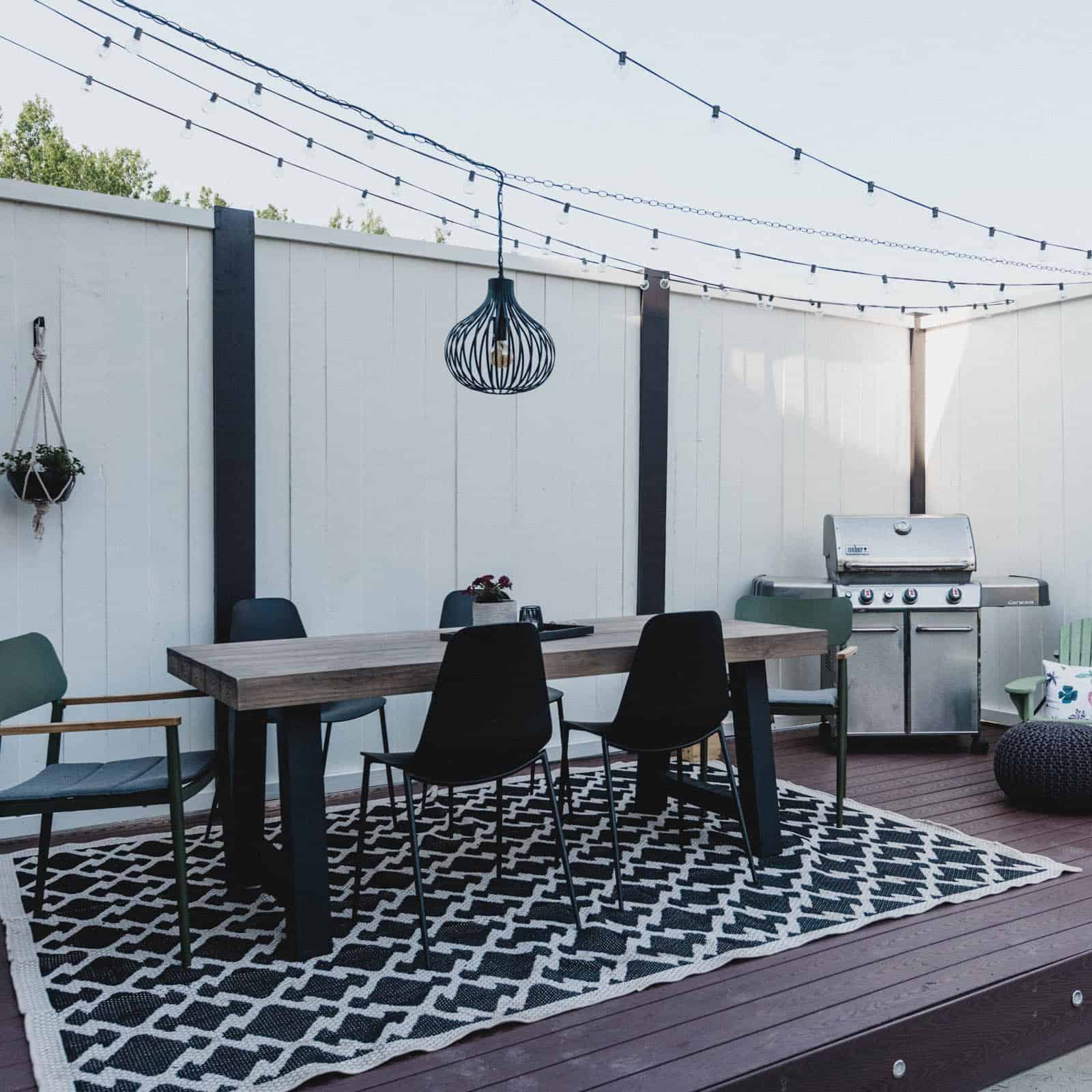 15+ Inspiring Floating Deck Landscaping Ideas - Everyday Old House